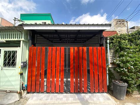 ขายทาวน์เฮ้าส์ทำเลดีมาก ถนนสุขุมวิท บางเมือง ซอยอยู่สุข บุญศิริ ใกล้บีทีเอส รีโนเวทสวยทำใหม่ทั้ง