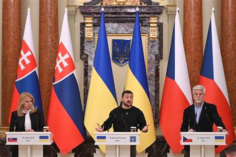 Чехия и Словакия подкрепят членството на Украйна в ЕС и НАТО