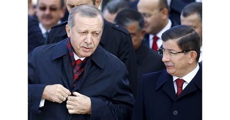 Давутоглу и Ердоган на нож чака се оставка на премиера