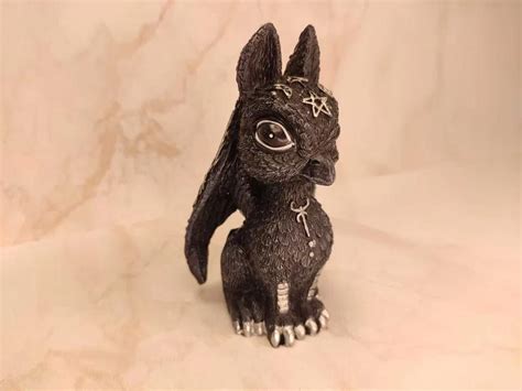 Статуэтка грифон Griffin 10см — ціна 600 грн у каталозі Статуетки