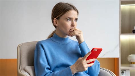 Things People Do On Social Media That Seem Normal But Are Actually Kind Of Insane YourTango