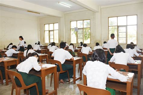 မန္တလေးတိုင်းဒေသကြီးအစိုးရအဖွဲ့ဝန်ကြီးချုပ် ဦးမျိုးအောင် အမရပူရမြို့နယ်၊ ကျောက်ဆည်မြို့နယ်နှင့