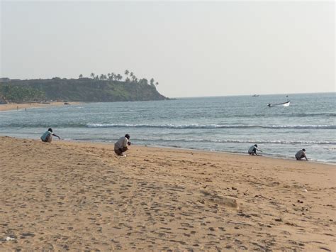 Spy Toilet Beach Sakinitro