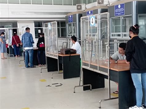 ထိုင်းနိုင်ငံတွင်ရောက်ရှိနေသည့် မြန်မာနိုင်ငံသား ၂၄၂ ဦး မြဝတီ အမှတ် ၂ ချစ်ကြည်ရေးတံတားမှတစ်ဆင့