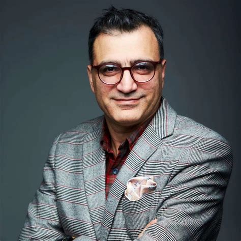 Bahram Piri Authenticate