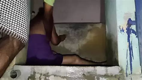 Eine Schöne Tamilische Tante Fand Mein Zurückgeworfenes Kondom Und Hatte Heißen Sex Mit Ihr