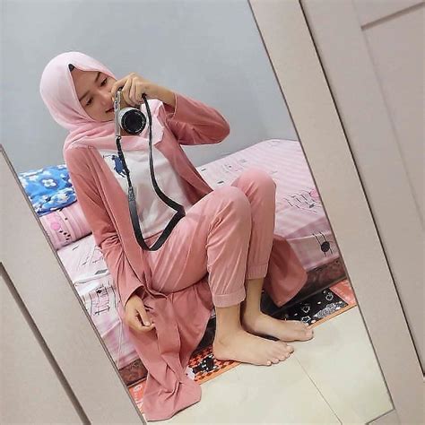 Putri Indri Putriindri01 • Instagram Photos And Videos