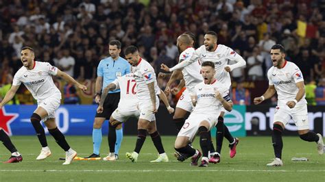 Europa League News Sevilla Beat Roma On Penalties To Win Europa League