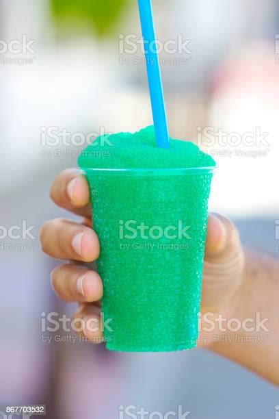 신선한 물과 냉각 물 민트와 얼음에서 맑은 날에 갈증을 해소 하기 위해 만든 민트와 얼음을 혼합 0명에 대한 스톡 사진 및 기타 이미지 Istock