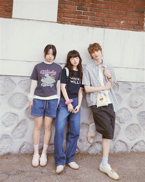 와키윌리 L Wacky Willy 하나 둘 셋 찰칵📸 𝗦𝗔𝗬 𝗖𝗛𝗘𝗘𝗦𝗘 𝟮𝟱 𝗦𝗨𝗠𝗠𝗘𝗥 𝗖𝗢𝗟𝗟𝗘𝗖𝗧𝗜𝗢𝗡 𝗢𝗣𝗘𝗡☀️ 청량한 여름 스타일의 정석 지금 만나