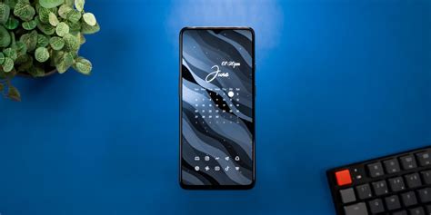 The 8 Best Minimalist Launchers For Android