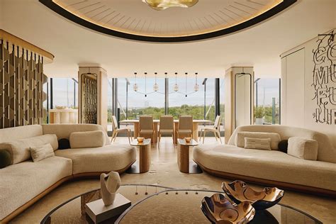 The All Suite Emory Hotel Opens For High Rollers In London The Spaces