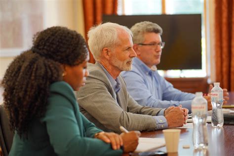 Канада передасть Україні 15 мільйонів для добудови другої черги музею Голодомору