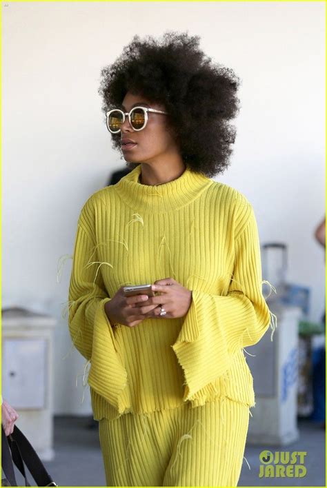 Solange Knowles Is Having Trouble With Her Fro And Oil Stains Solange