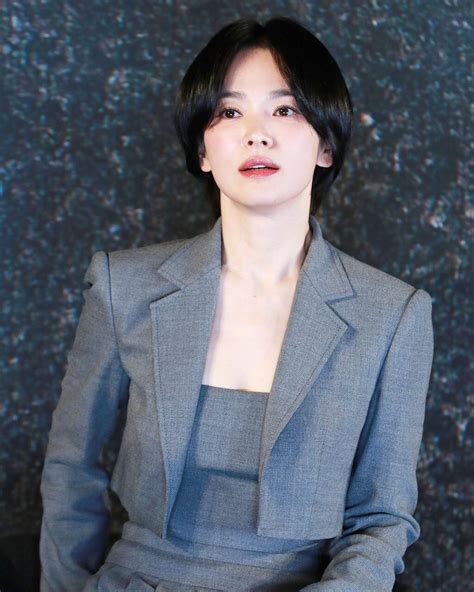 숏컷인 듯 단발인 듯 송혜교 숏단발