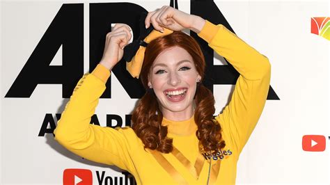 Yellow Wiggle Emma Watkins Reveals Shes In Love With Musician Oliver
