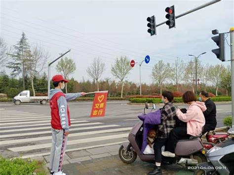 我校志愿者圆满完成洛阳市文明交通劝导志愿服务工作 团委