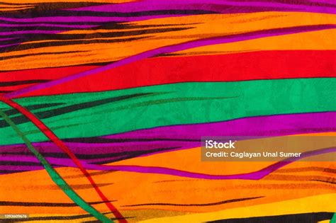 추상 수평 선형 패턴 배경 불규칙한 선에서 생생한 줄무늬 배경 이음새가 없는 패턴 밝은 색상 컬러 라인 직물 질감 0명에 대한 스톡 사진 및 기타 이미지 Istock