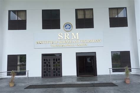 Srm Institute Of Science And Technology Campus Photos Virtual Tour