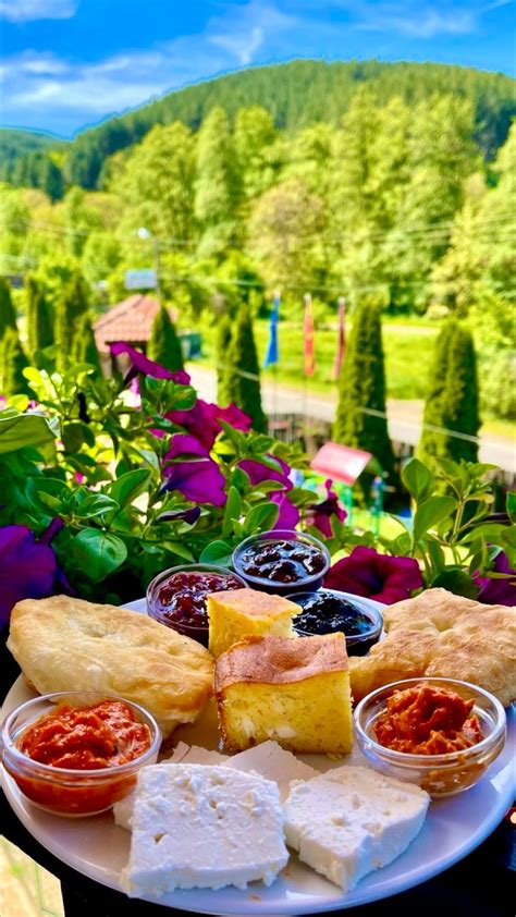 Хотел МАНАСТИР Берово 🏩🥇 Зошто кај нас појадокот е уживање во вкусот