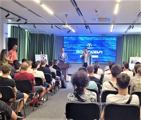 Стартира безплатна лятна техническа академия за ученици в Бургас Община Бургас