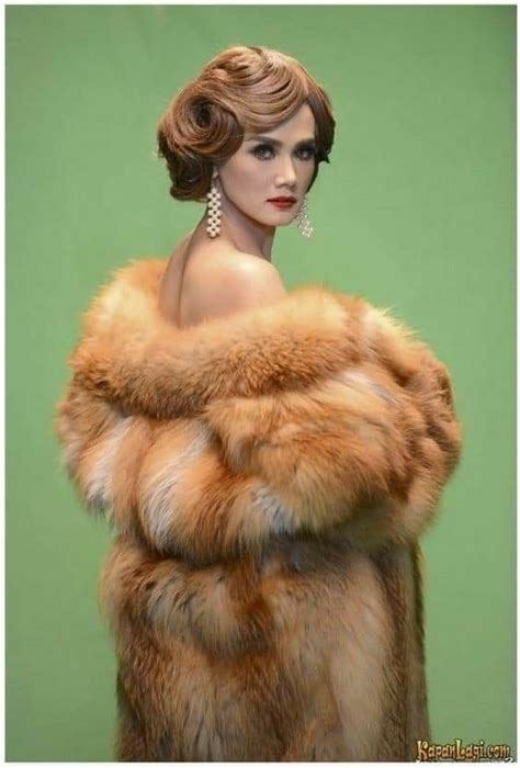 Pin By Elmo Vicavary On Fox Fur Coat Vintage Vintage Fur Fur