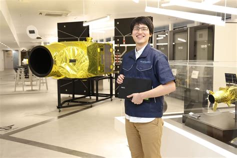 人工衛星搭載機器の回路設計で、宇宙開発の一端を担う。 Tokyoものづくり部