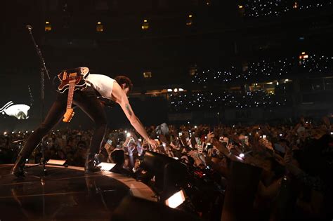 Camila Cabello Joins Shawn Mendes On Stage In Toronto