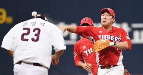 양현종 6승·정성훈 대타 결승타 Kia 넥센전 4연승