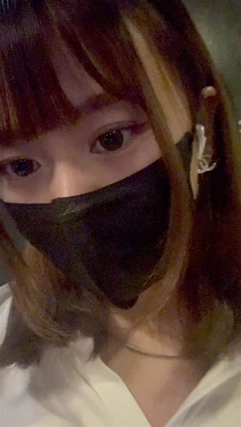 突然間諗起疫情個陣出現咗好多口罩先生小姐 對好多人充滿住好多美好嘅幻想🙂‍↔️🙂‍↔️ Todays Now 嘅我喺因為前排垃圾喉嚨又壞咗