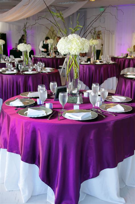 How To Dress Up A White Tablecloth At Leo William Blog