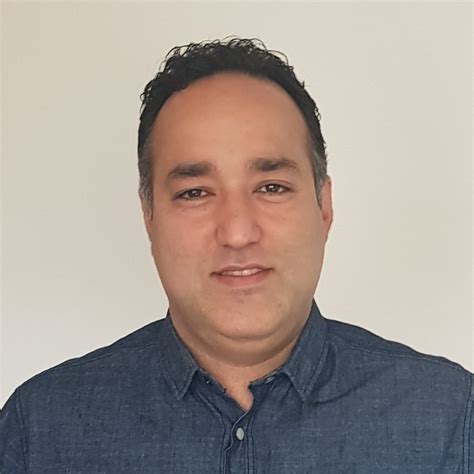 Alireza Famili Steelwrist Linkedin