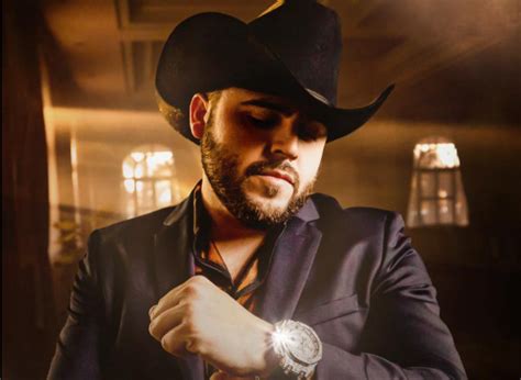Gerardo Ortiz Lanza El Gabito Con Acordes Norteños Claudiaperalta