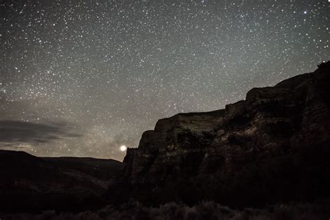Stargazing At Dinosaur National Monument Uncover Colorado