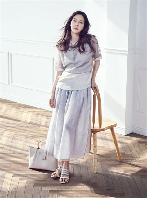 Lee Ji Ha Feet