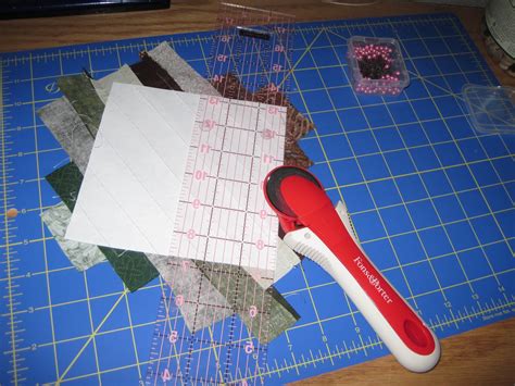 Tender Loving Crafts Paper Pieced String Quilt Square