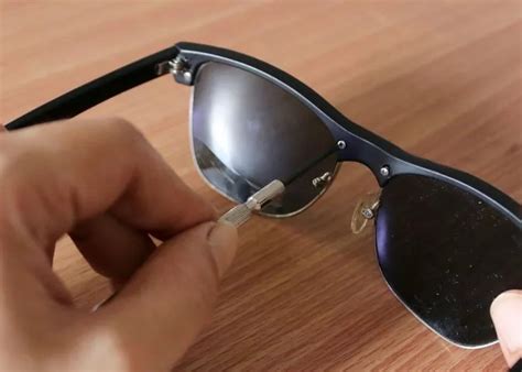 How To Get Yellow Tint Stain Off Glass Learn Glass Blowing