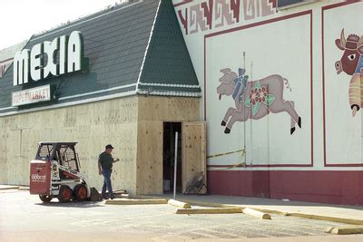 Closed Mexia Supermarket By Dale Blackwell