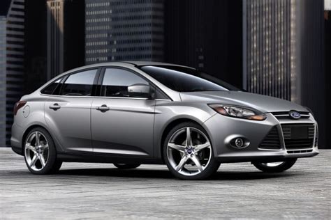 Used 2013 Ford Focus Sedan Consumer Reviews 86 Car Reviews Edmunds