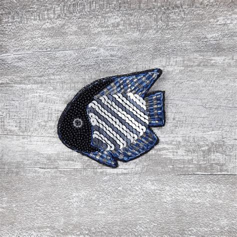 Брошь из бисера рыбка брошь рыбка ручной работы