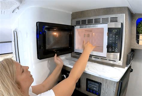 8 Best Microwaves To Buy For Campers And Rvs Couch Potato Camping