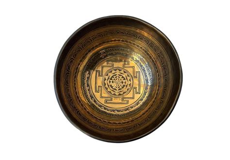 Тибетська співаюча чаша з гравіюванням Rao Шрі Янтра та Мантрою D 26 см 1016142 — купити на