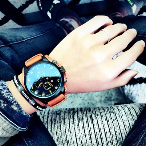 Military Style Large Dial Business Mens Quartz Wa军事风大表盘商务男士石英表学生时尚潮流个性