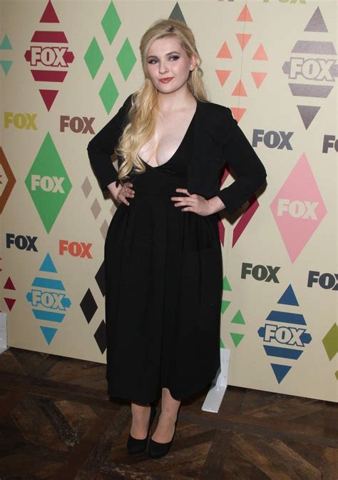 Abigail Breslin Cleavage Photos Pinayflixx Mega Leaks