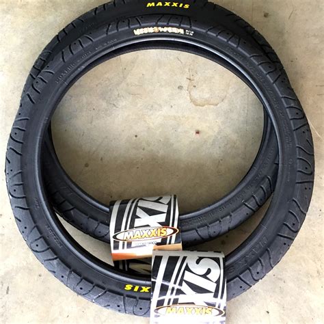 Sold Out Maxxis Hookworm 20 Tyres 20x195 Sports Equipment