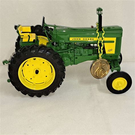 Models John Deere 720 Tractor No 10 Diesel Tractor Classics Series