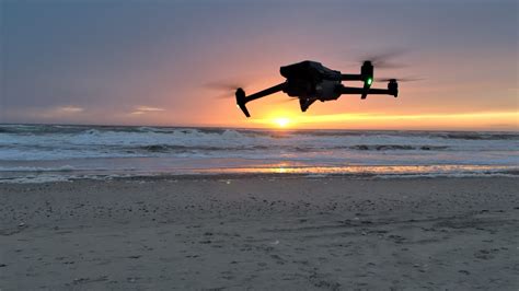 Wissen Drohne über Wasser And Dem Meer Fliegen Drone Zonede