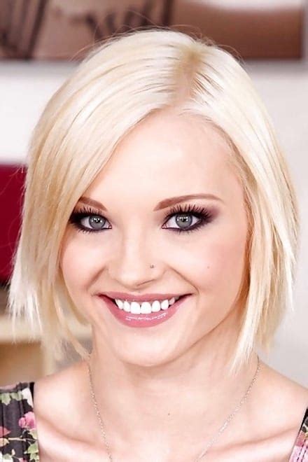 Zazie Skymm Profile Images The Movie Database Tmdb