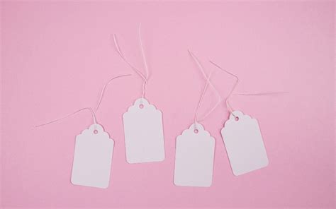 Topic Tagging Using Large Language Models