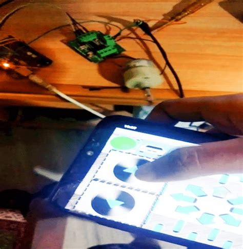 Connection Between Arduino Motor And Cellphone Download Scientific Diagram